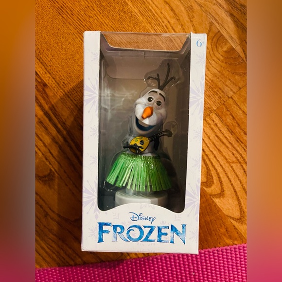 Disney | Accents | New Disney Frozen Olaf Bobble Head Figure | Poshmark